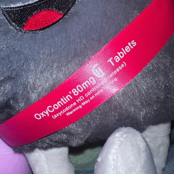 Art | Purdue Pharma Oxycontin Roxy Grey 8mg Tablets Pill Doll Plushie ...